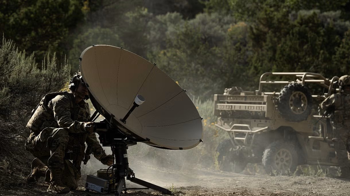 L3Harris, Comtech introduce multi-orbit satellite modem for tactical ...