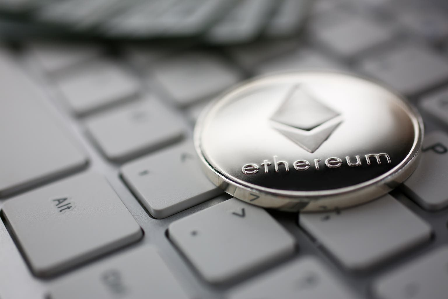 Ethereum Poised To Outperform Bitcoin (ETH-USD) | Seeking Alpha Ethereum Poised To Outperform Bitcoin (ETH-USD) | Seeking Alpha