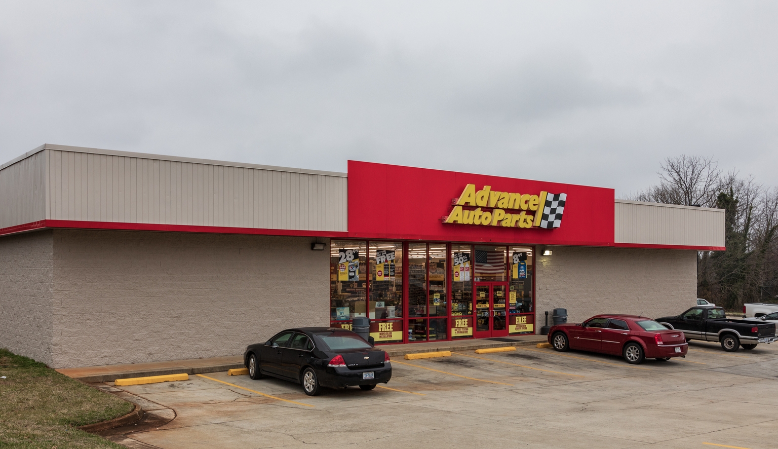 Behind Advance Auto Parts' Dividend Cut: What It Means For Investors ...