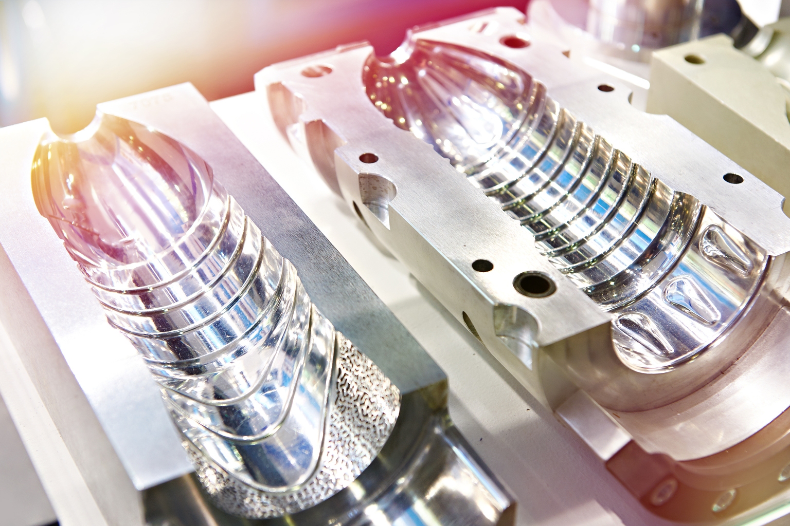 Core Molding Technologies: Feedback Loop Builds Foundation For ...