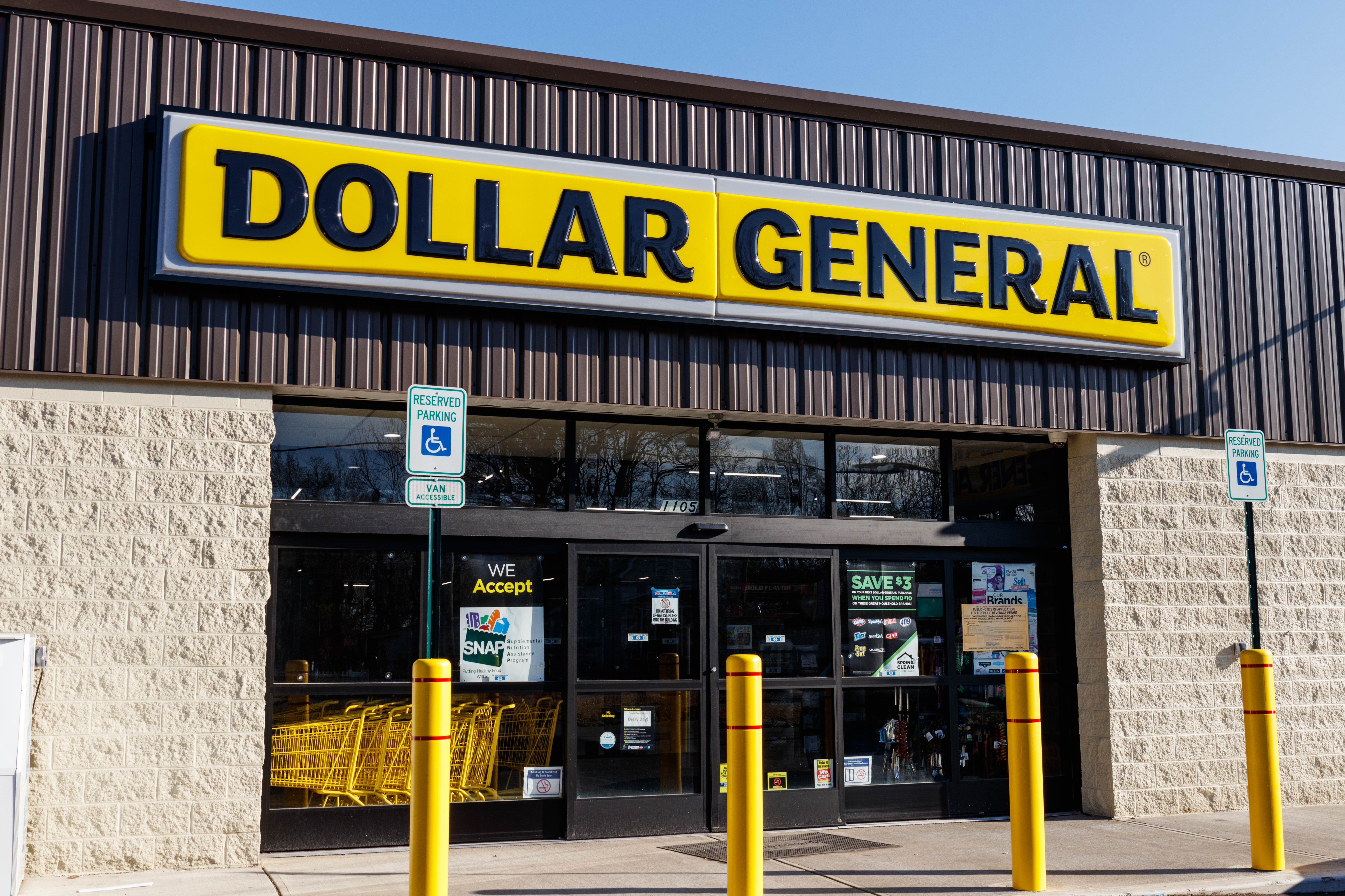 Dollar General Poised To Benefit As Rate Cuts Revitalize Lower Income Dollar General Poised To Benefit As Rate Cuts Revitalize Lower Income