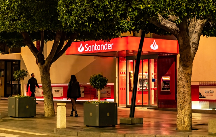 Poised To Outperform With Santander - Here Is Why (NYSE:SAN) | Seeking ...