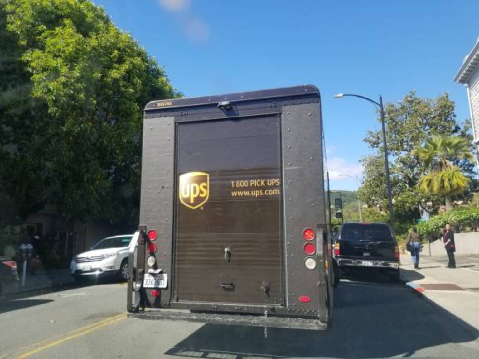 UPS expands its Happy Returns network to over 10K locations (UPS:NYSE ...