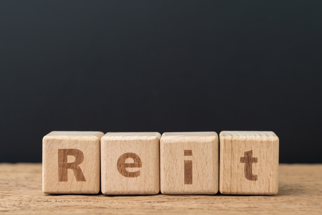 REIT stocks to watch heading into quarterly earnings season (XLRE ...
