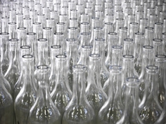 O-I Glass plunges after cutting earnings guidance on higher global ...