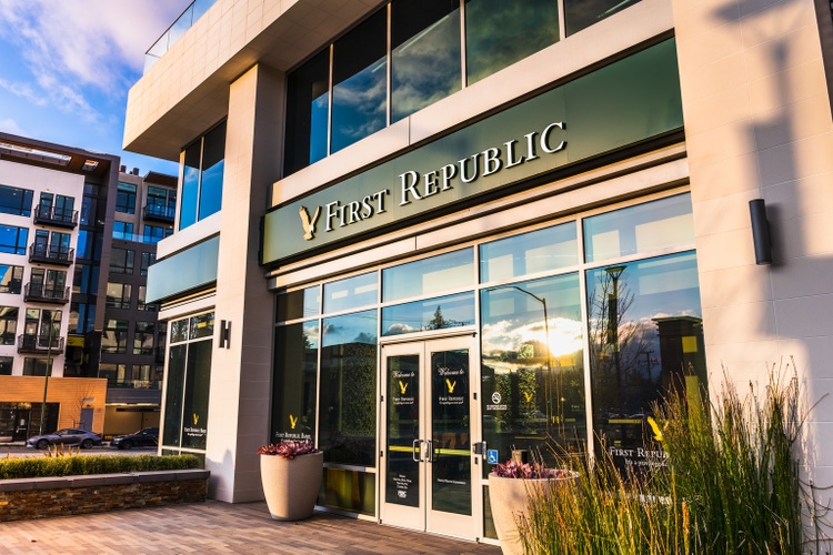 First Republic Bank’s Very Real Path To Survivability (NYSE:FRC ...