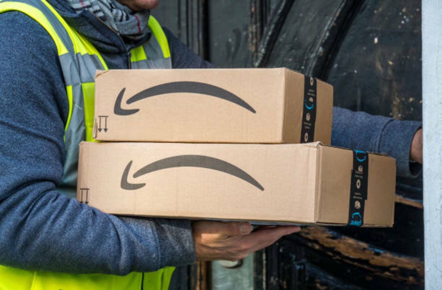 Amazon Key's new access system tackles delivery challenges (AMZN:NASDAQ ...