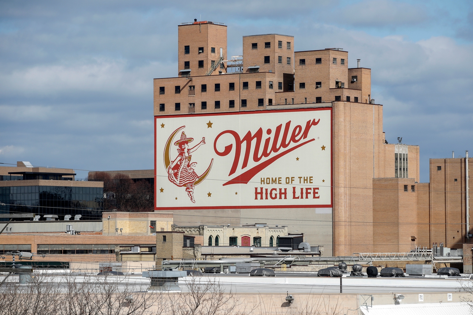Molson Coors: Cheers After A Hangover At Its Competitor (NYSE:TAP ...