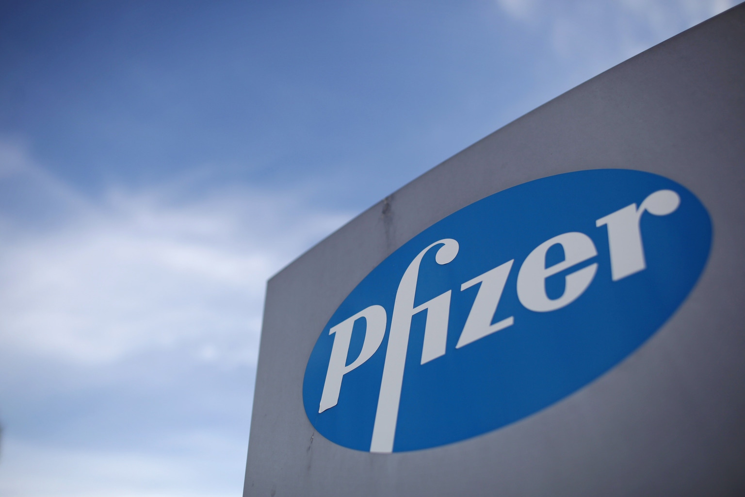Pfizer Stock: New Oral Weight Loss Therapy Could Be A Game Changer (PFE ...