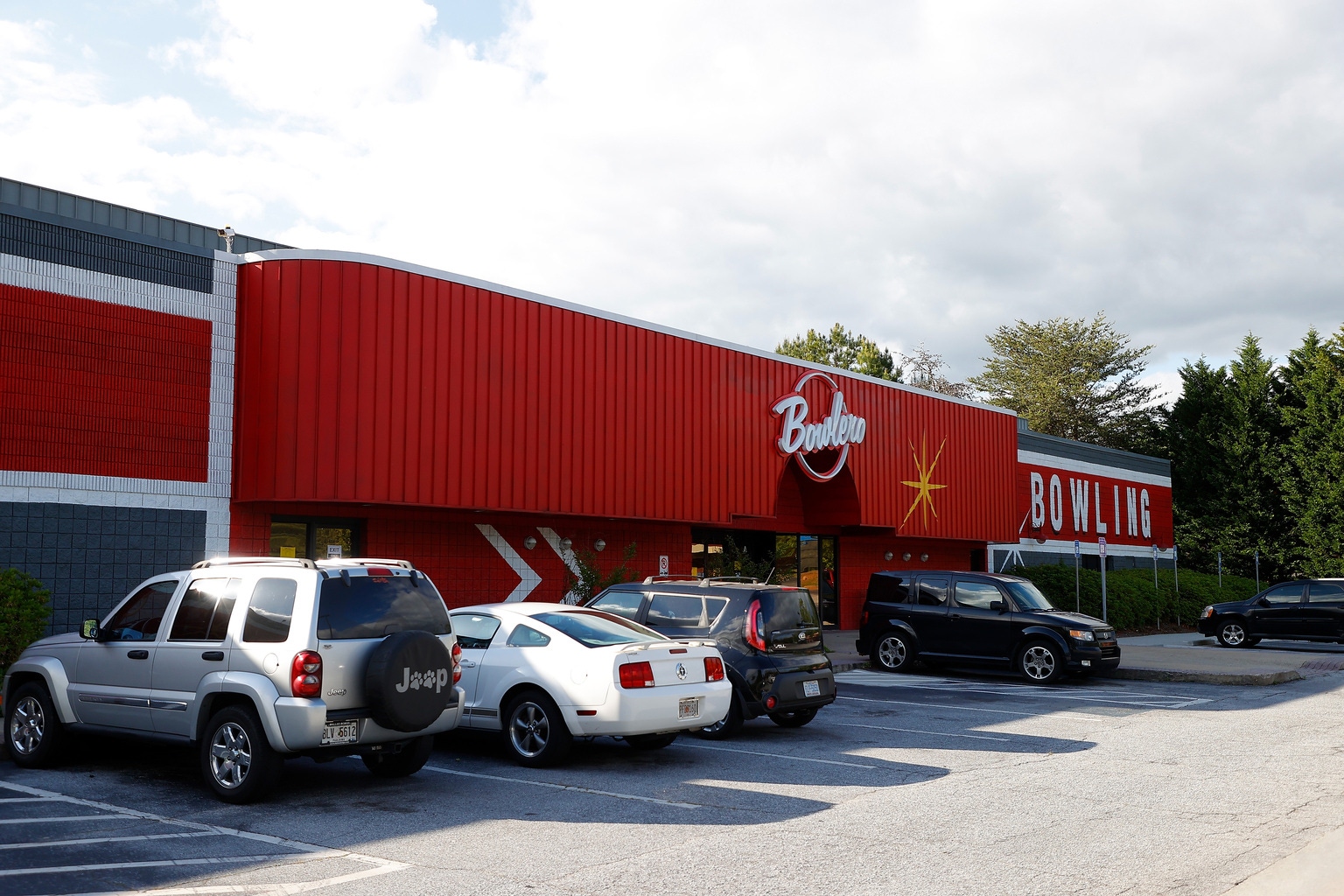 Bowlero Stock Has The Ball Rolling (NYSE:BOWL) | Seeking Alpha