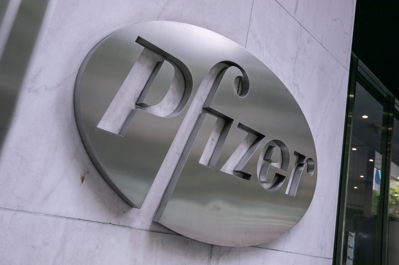 Why is Pfizer stock falling after Q3 results? (PFE:NYSE) | Seeking Alpha