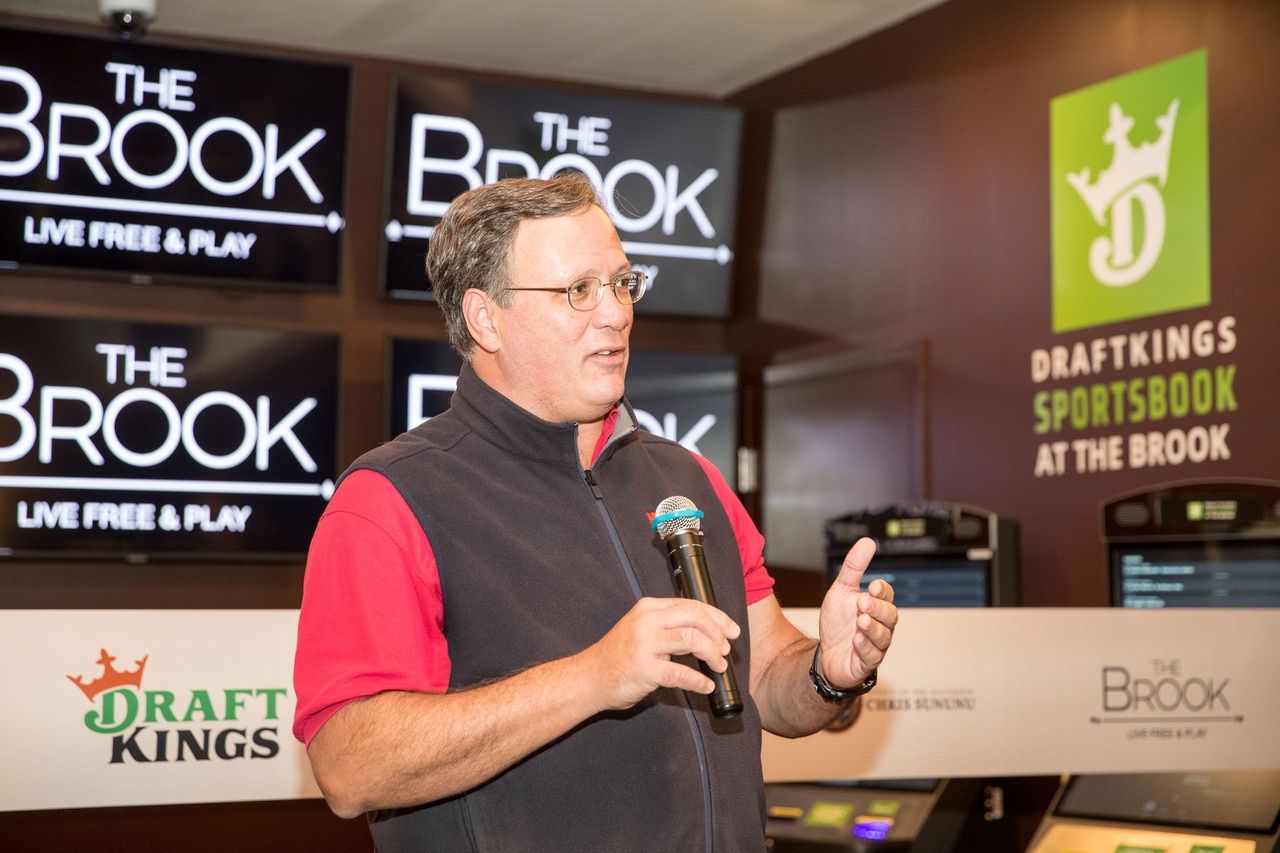 DraftKings' Bull Case: Customer Growth Strategy (NASDAQ:DKNG) | Seeking ...