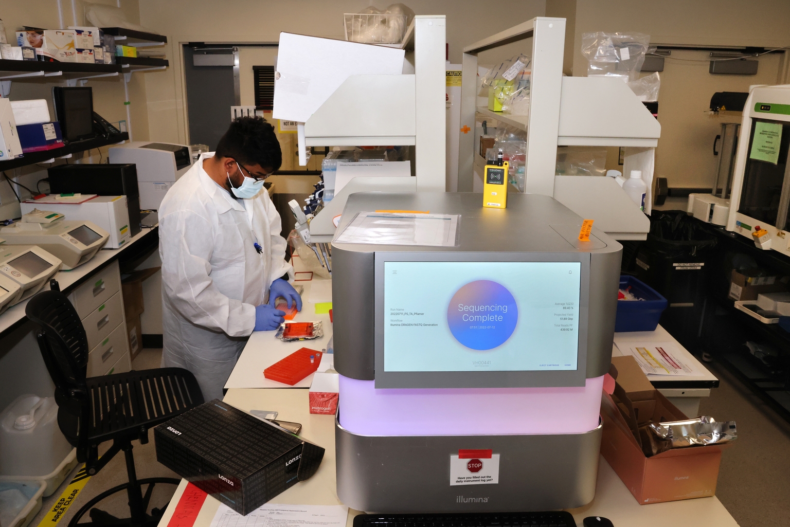 Pacific Biosciences (PACB): Deep Dive Into Q3 2023 Revenue Surge And ...