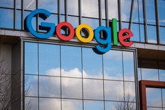 Which Google Stock Is A Better Buy: GOOG Or GOOGL? (NASDAQ:GOOG ...