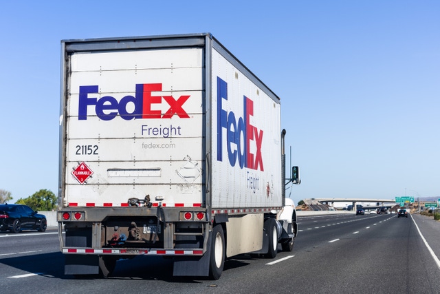 FedEx Freight is viewed cautiously in its first week of trading (FDXF ...
