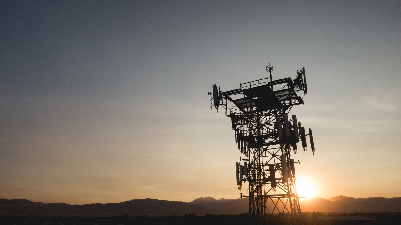 American Tower: Well-Covered 4% Dividend Potentially Attractive For ...
