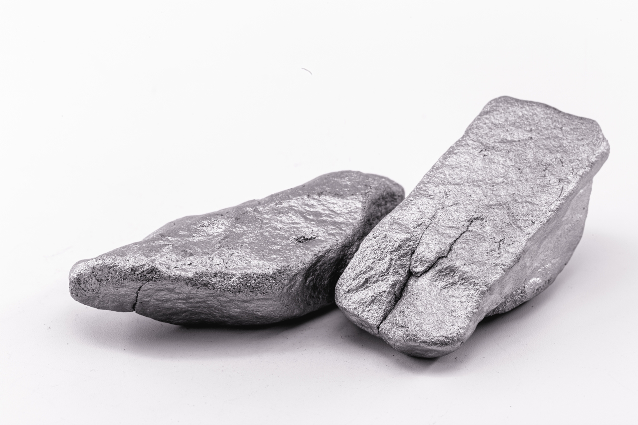 MP Materials plans $1.25B for new rare earth magnet manufacturing ...