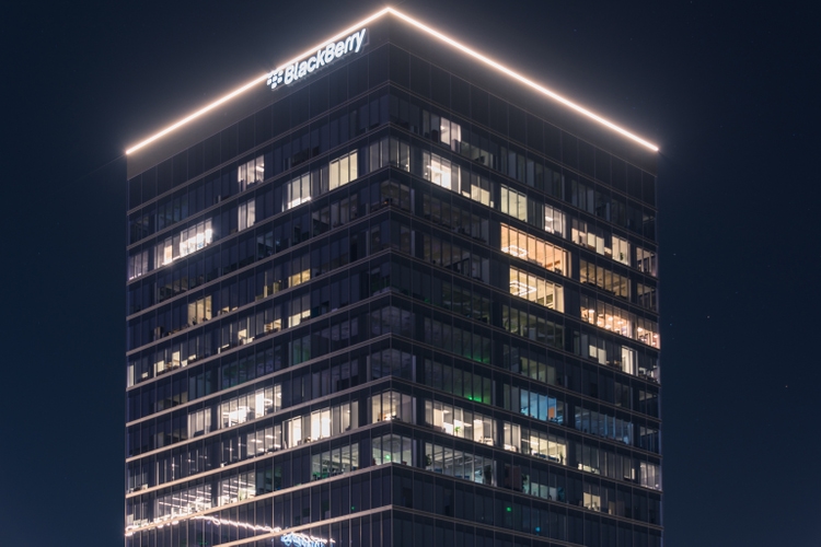 BlackBerry's Strategic Review: Good But Not Good Enough (NYSE:BB ...