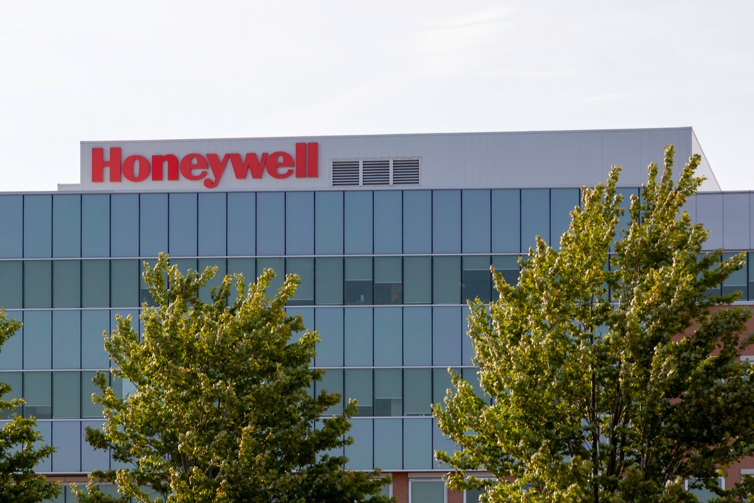Honeywell is said to near $2.4B deal for tech unit of U.K. company (HON ...