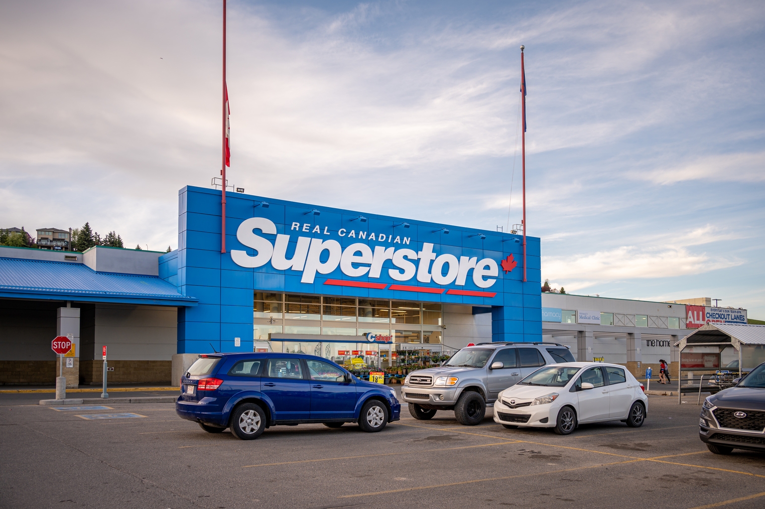 Choice Properties REIT: A 5%+ Yielding Grocery REIT (TSX:CHP.UN:CA ...