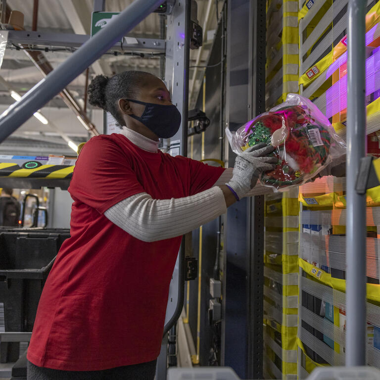 Amazon Fulfillment Investments Are Creating Value (AMZN) | Seeking Alpha Amazon Fulfillment Investments Are Creating Value (AMZN) | Seeking Alpha