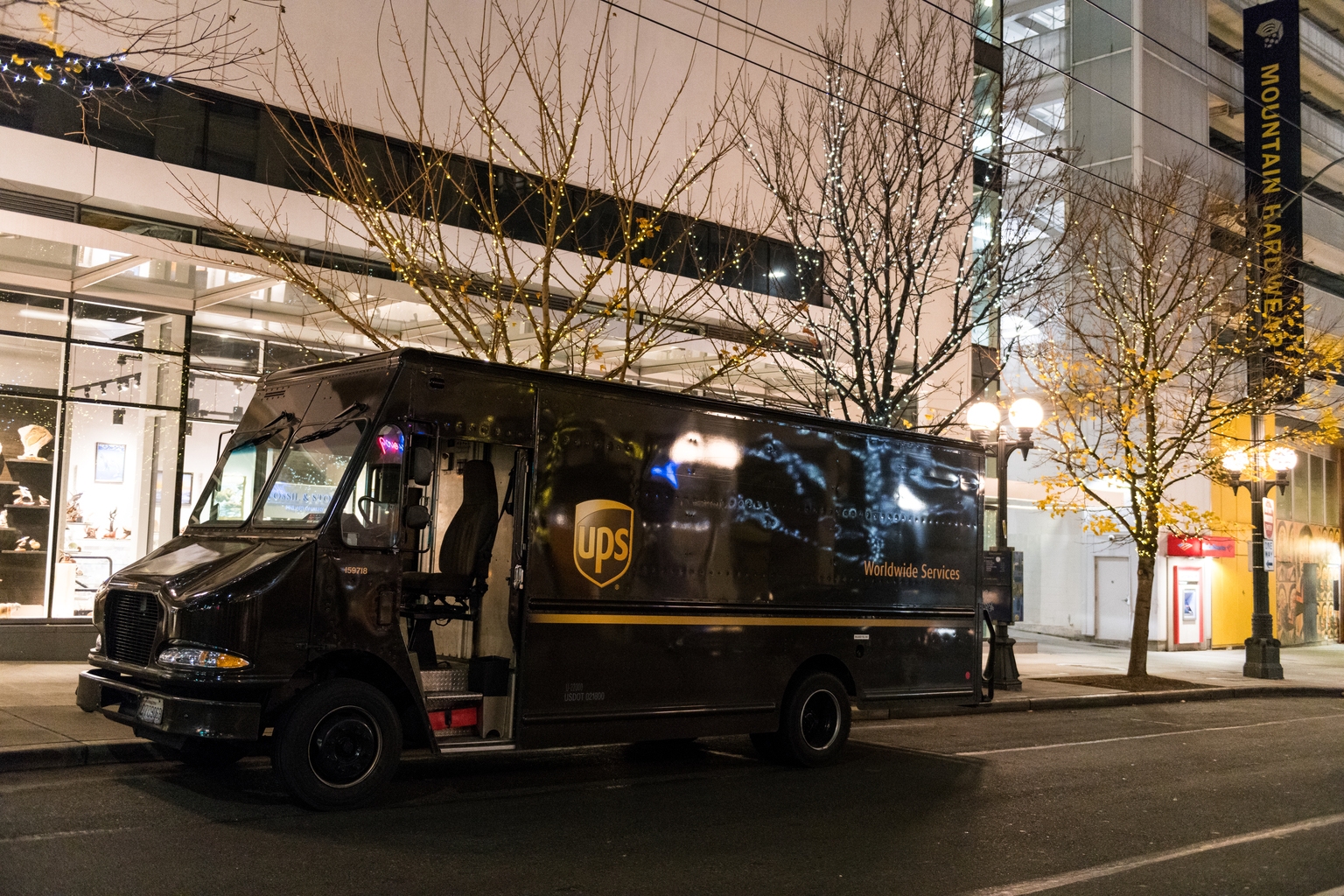 United Parcel Service Stock: Cheaper, But Not Cheap Enough (NYSE:UPS ...