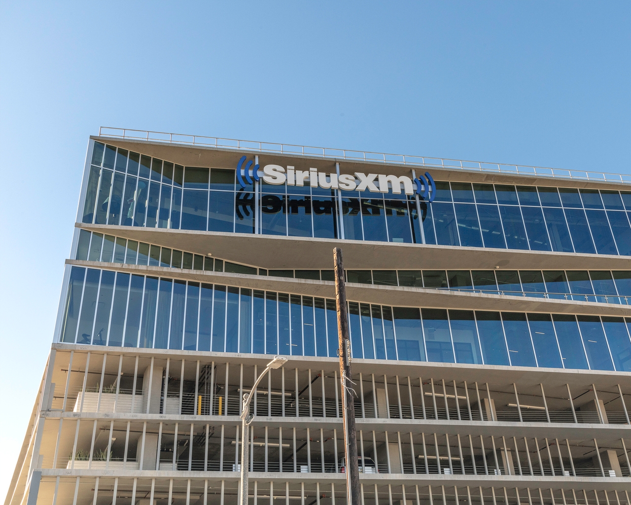 Sirius XM: A Market-Beating Opportunity Backed By Buffett (NASDAQ:SIRI ...