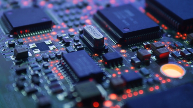 Photronics plunges after weak Q2 results (PLAB:NASDAQ) | Seeking Alpha