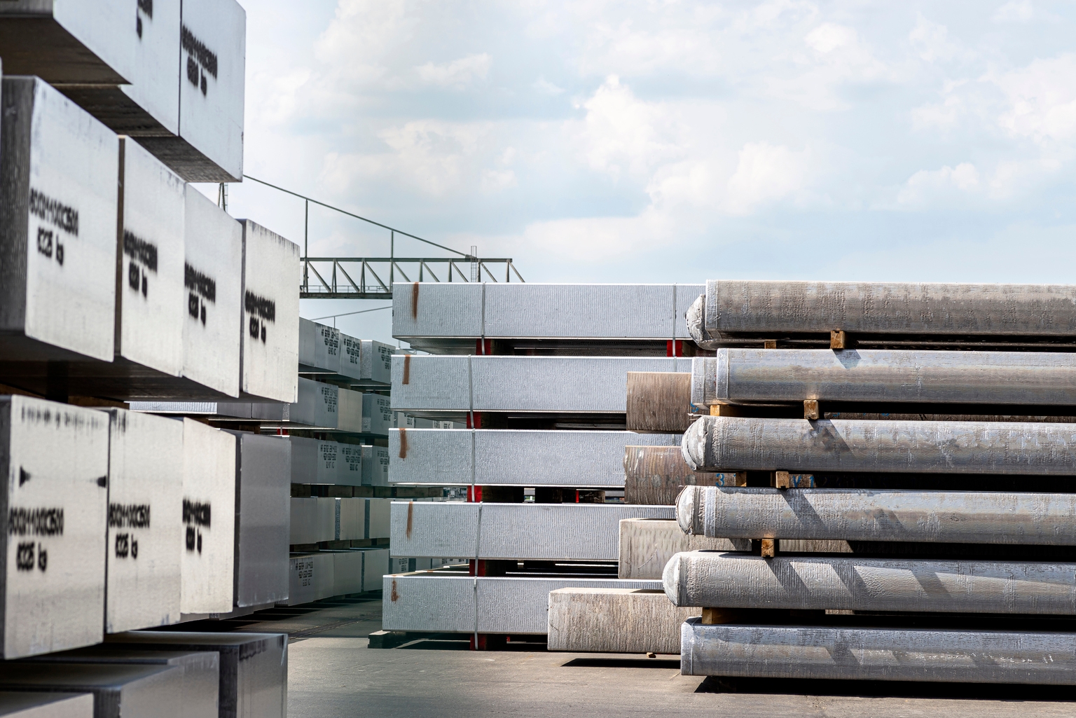 Century Aluminum Company: A Trimmed Capacity But Still Afloat (NASDAQ ...