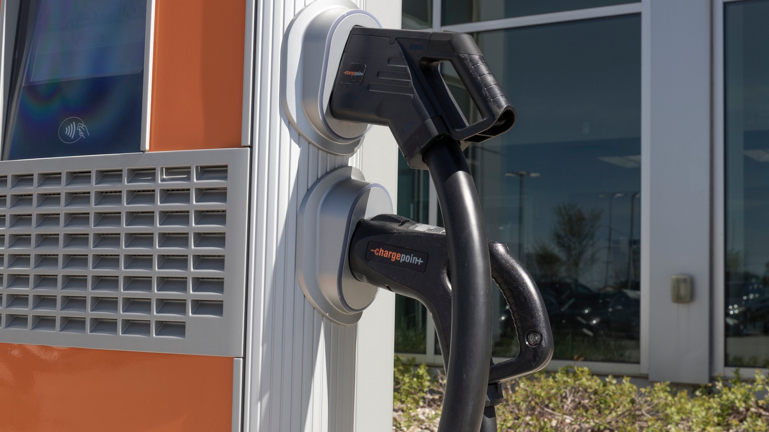 ChargePoint Launches New EV Charging Solution (NYSE:CHPT) Seeking Alpha ...
