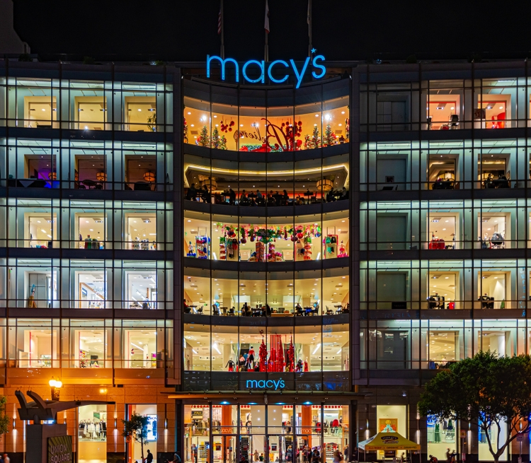 Macy's workers at flagship store in San Francisco go on strike (NYSE:M) | Seeking Alpha