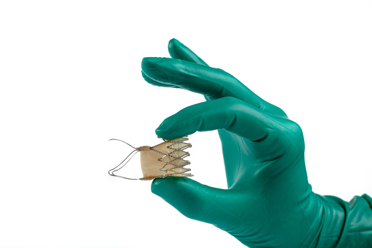 Boston Scientific ACURATE neo2 aortic valve misses primary endpoint in ...