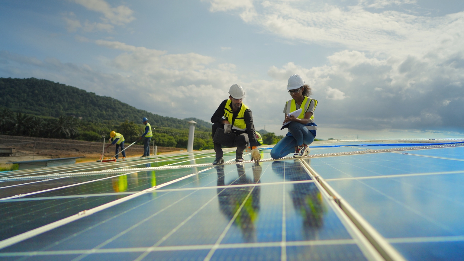 First Solar Earnings: Growing Demand And Increased Bookings (NASDAQ ...
