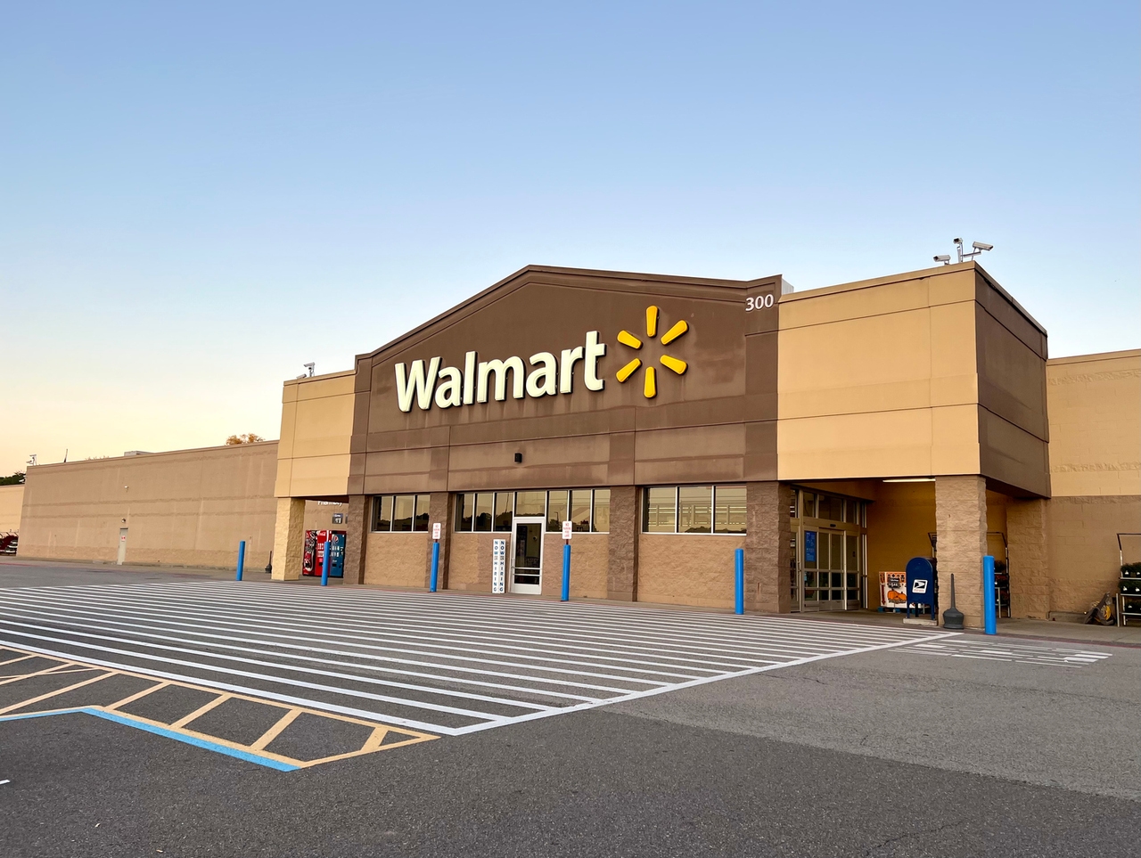 Walmart's Investment Outlook: A Strategic Analysis For Long-Term ...