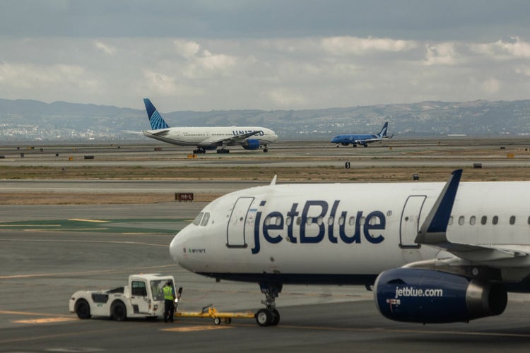 JetBlue fined $2M by DOT for 'chronically delayed flights' (JBLU ...