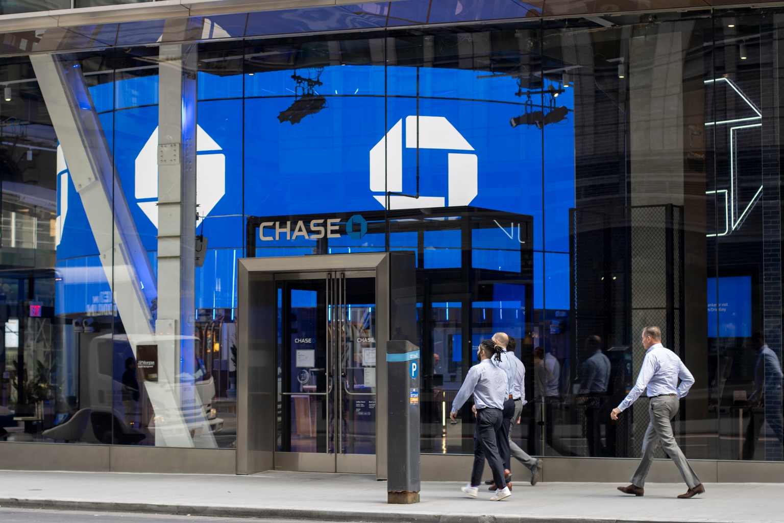 JPMorgan Chase: Deposits And Net Interest Income May Dent Q2 Earnings (NYSE:JPM) | Seeking Alpha