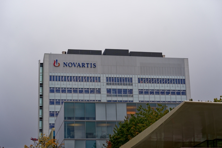 Novartis stock hits 52-week high ahead of Q1 2023 earnings (NYSE:NVS ...