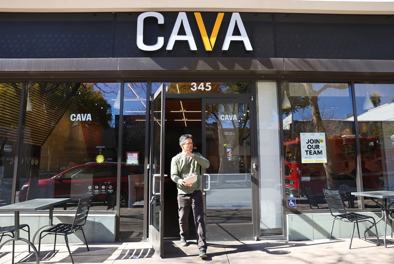 CAVA Group: Too Many Risks Aren't Priced In | Seeking Alpha