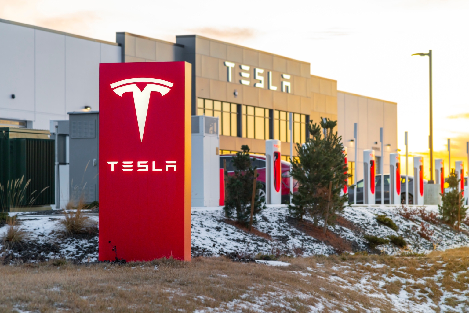 Tesla: Don’t Bet Your House On Recovery (NASDAQ:TSLA) | Seeking Alpha