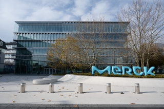 Merck KGaA: Moving To A Hold As 2025 Targets Are Now Doubtful (OTCMKTS ...