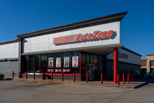AutoZone: Double-Digit Growth Amidst A Slowing Economy Makes It A Long ...