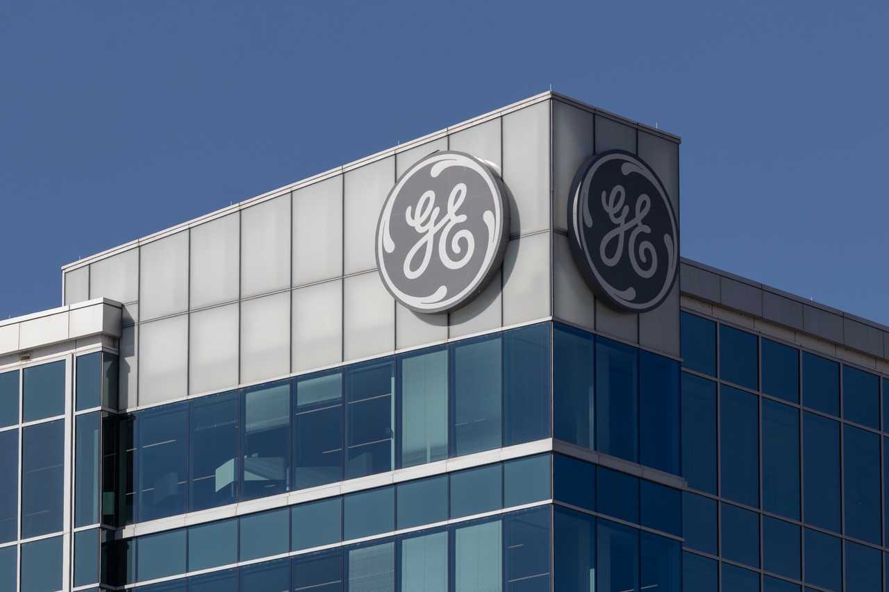 GE Vernova signs deal to rebuild Venezuelan power grid (GEV:NYSE ...