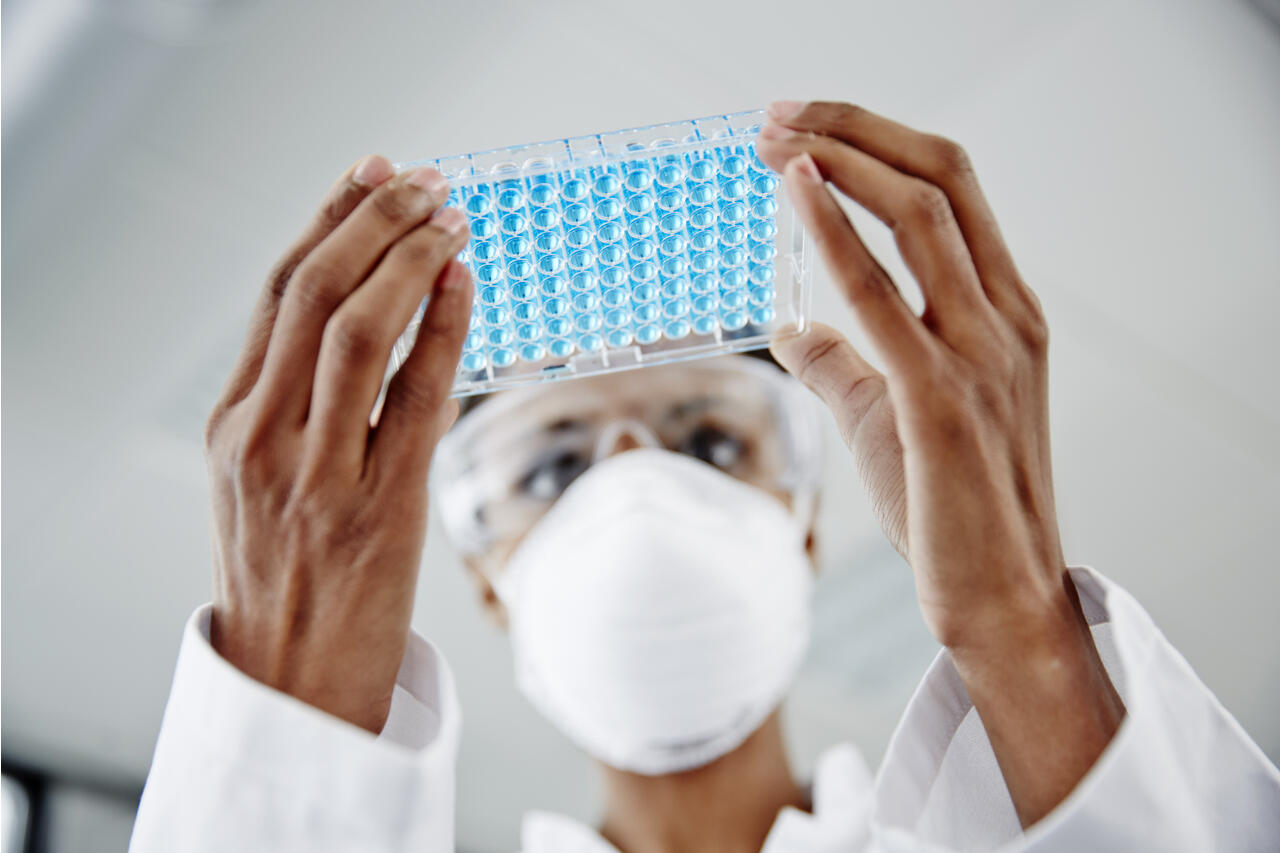 Janux Therapeutics set to begin trading after upsized IPO (NYSE:MRK ...