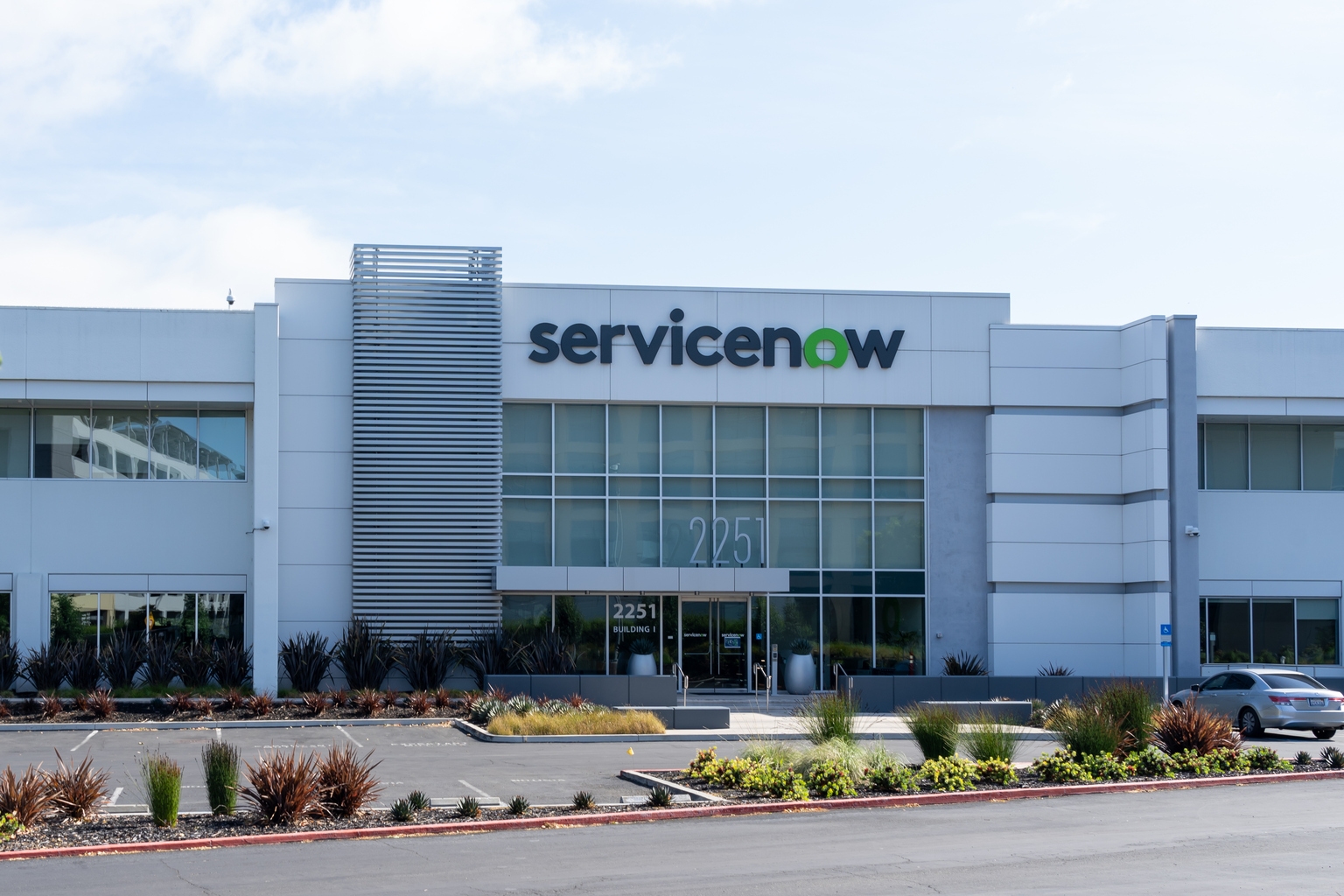 Uncovering The Value Proposition Of ServiceNow: A Compelling Case For ...