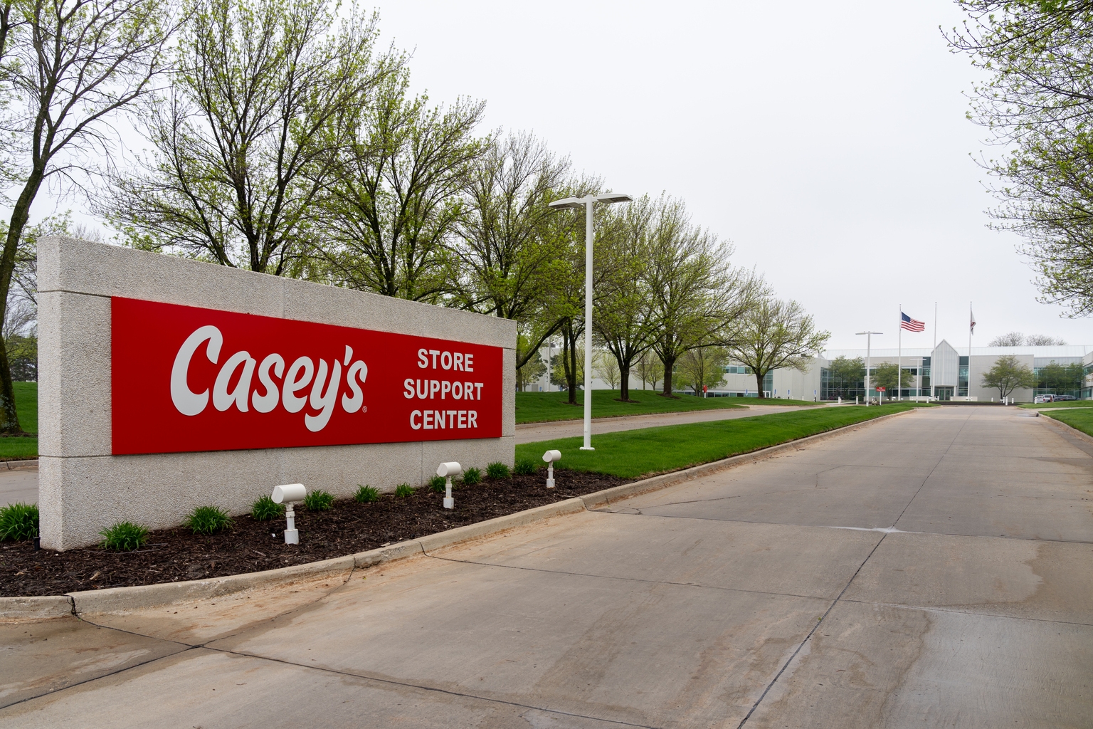 Casey's: Watch For Signs Of Economic Weakness (Rating Downgrade ...