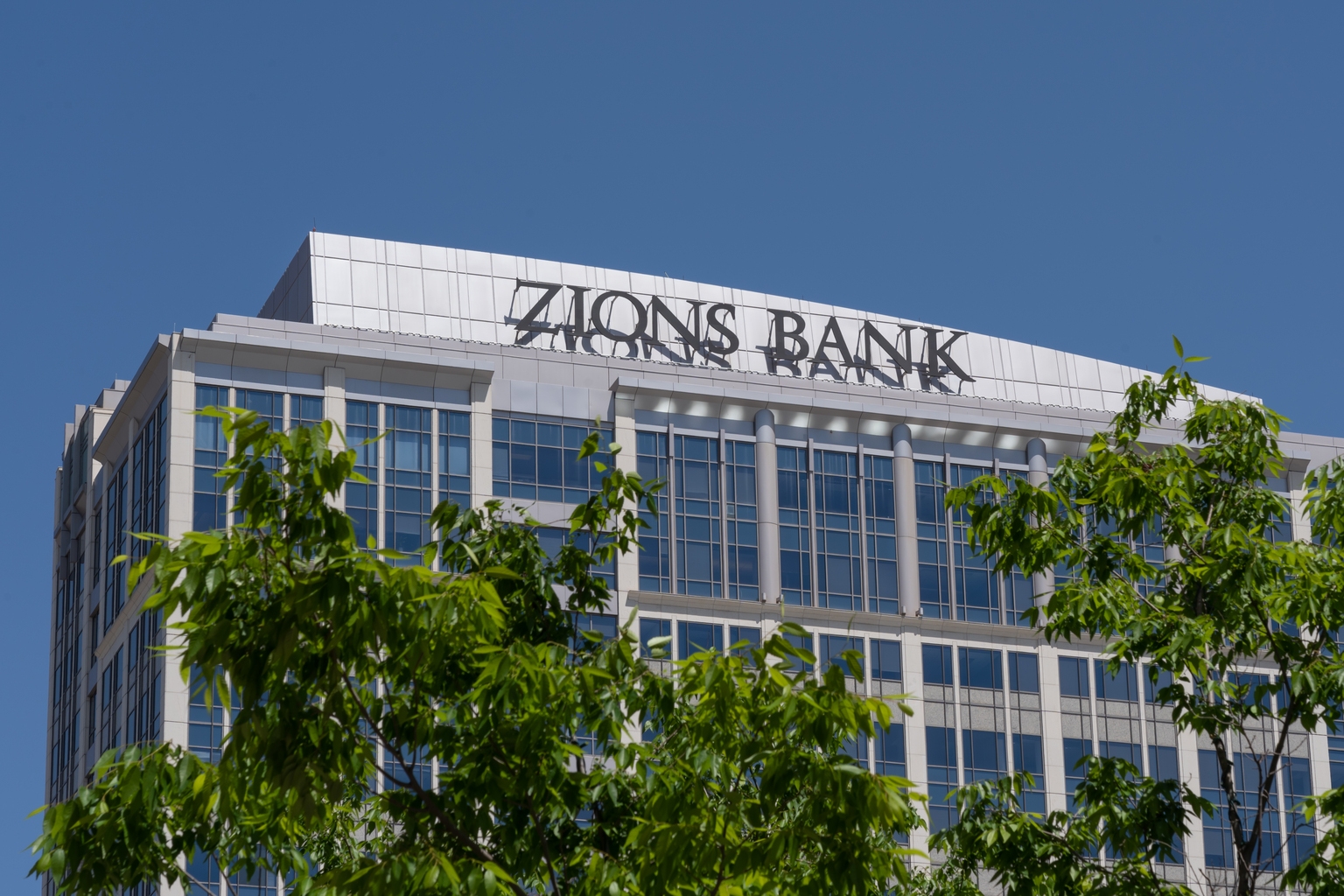 Zions Is Unlikely To Benefit From Fed Rate Cuts (NASDAQ:ZION) | Seeking ...