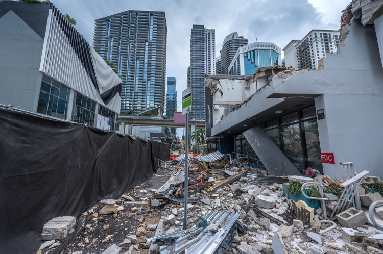 Apollo Commercial: More Value Destruction As Leverage Remains Sky-High ...