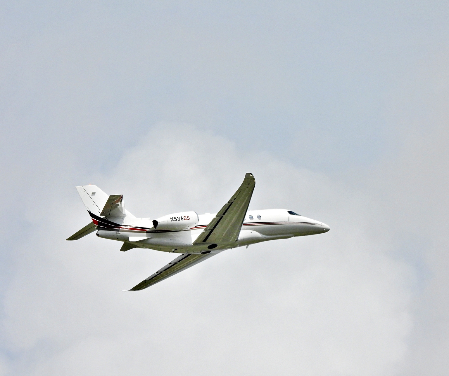 A Deep Dive Into Textron Stock: A Cautious 'Buy' (NYSE:TXT) | Seeking Alpha