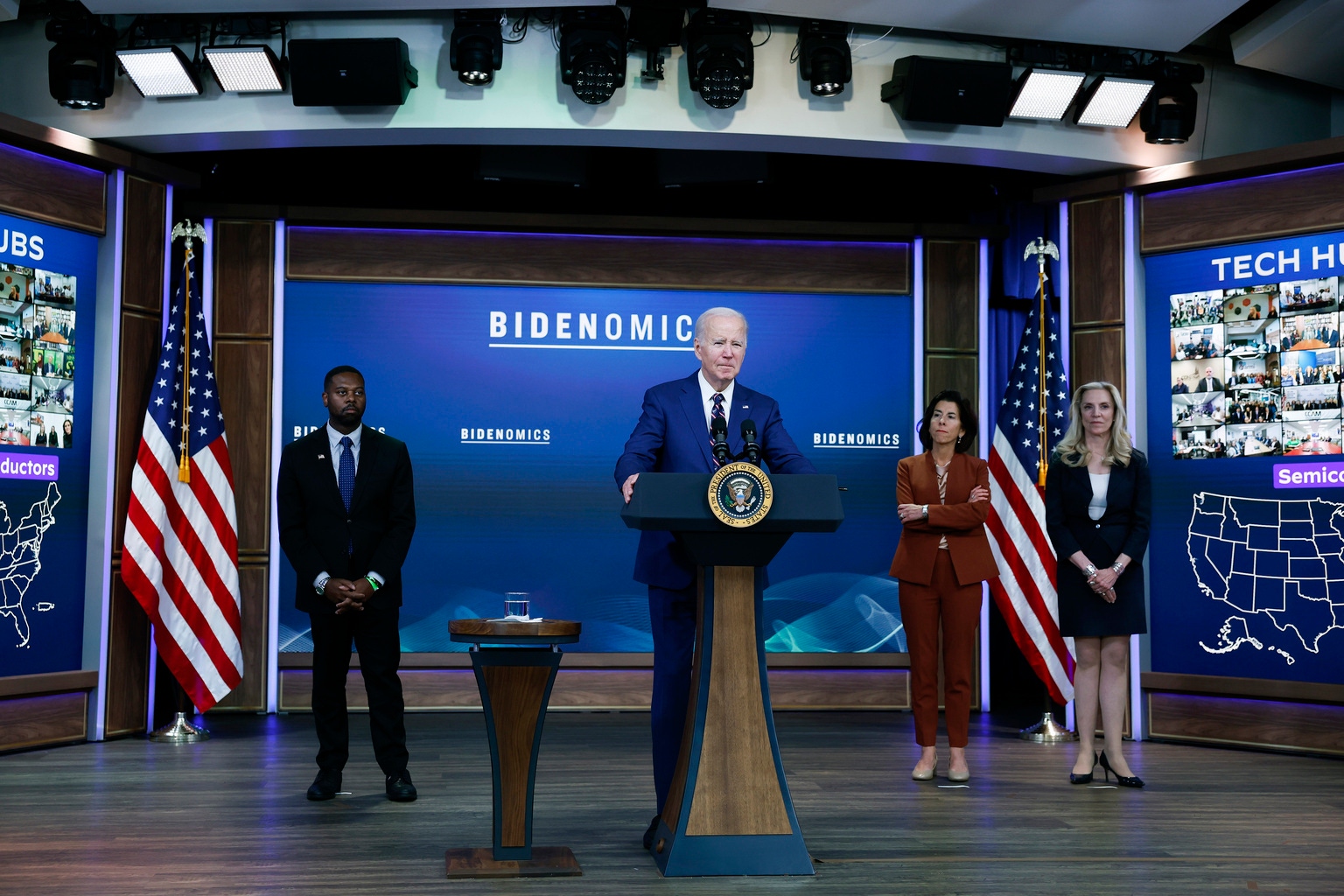 Does A Blowout Third Quarter GDP Number Vindicate Bidenomics? | Seeking ...