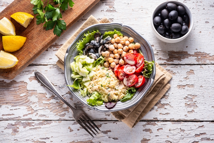 CAVA: Can Its EPS Grow At A 20%+ CAGR For 20 Years? If Not, Don't Buy ...